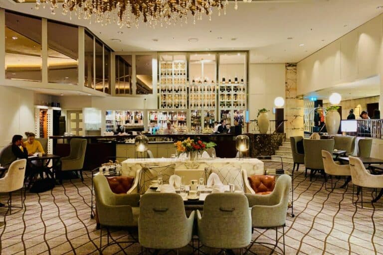 Review: Herend Afternoon Tea at the Four Seasons Hotel Gresham Palace ...