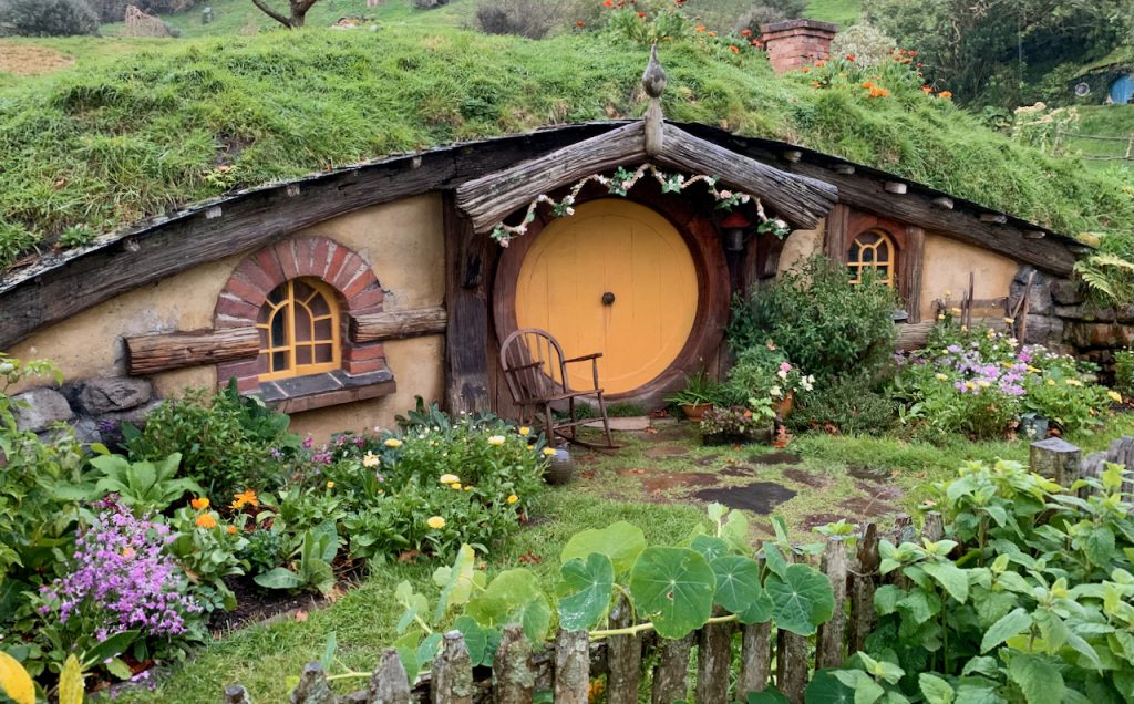 Singing in the Rain: A Review of the Magical Evening Banquet Tour at ...